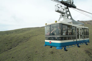 ケーブルカーとロープウェイの違いって何？｜キニナルネット